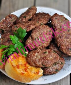 Anne Köftesi Nasıl Yapılır? - Yemek Tarifleri